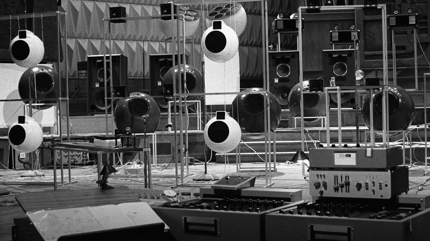 A thousand artistic possibilities in a uniquely multi-faceted ...